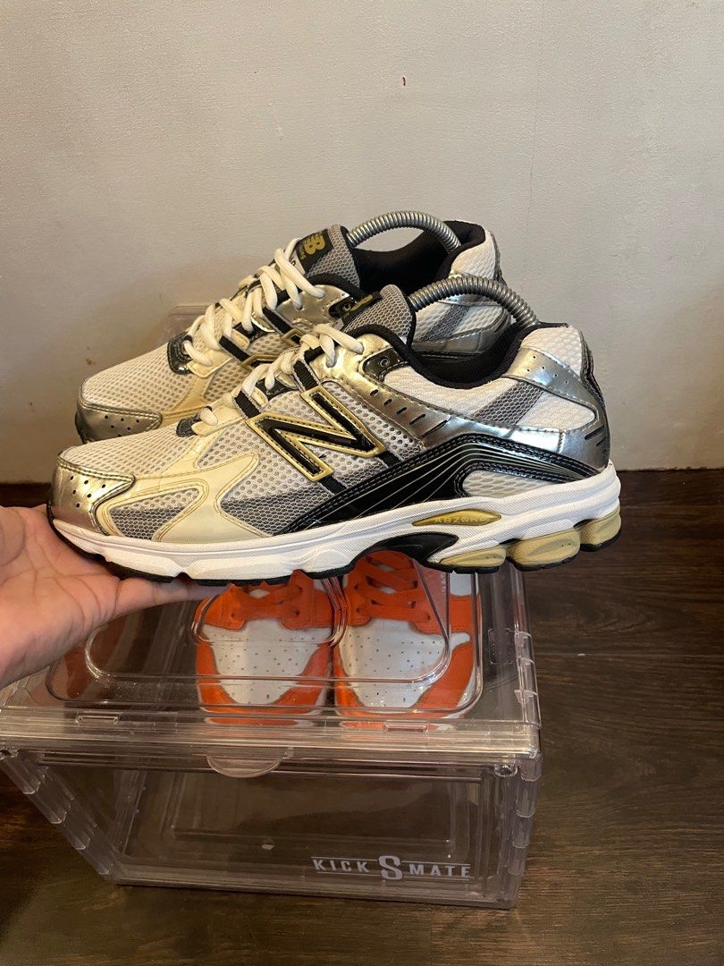 New Balance 560, Men's Fashion, Footwear, Sneakers on Carousell