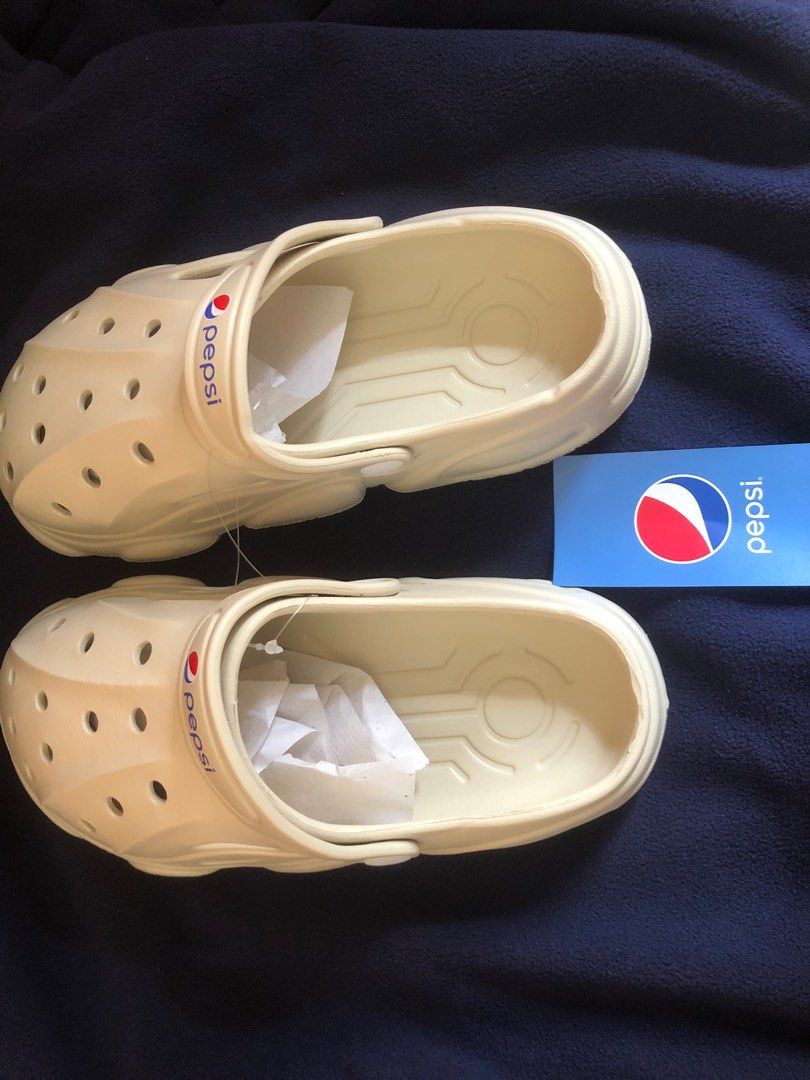 Pepsi shoes limited edition, Women's Fashion, Footwear, Flipflops and ...