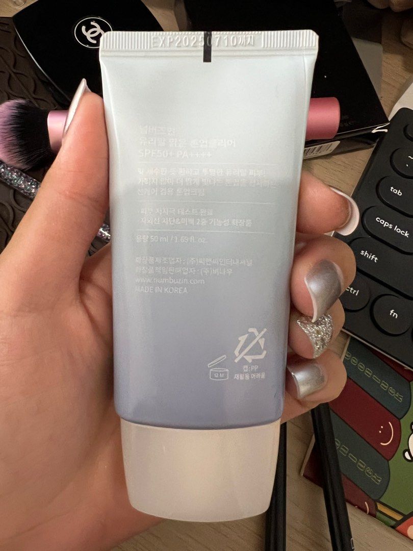 [PLUS FREEBIES] Numbuzin No.1 Pure Glass Clean Tone Up Sunscreen SPF50 ...