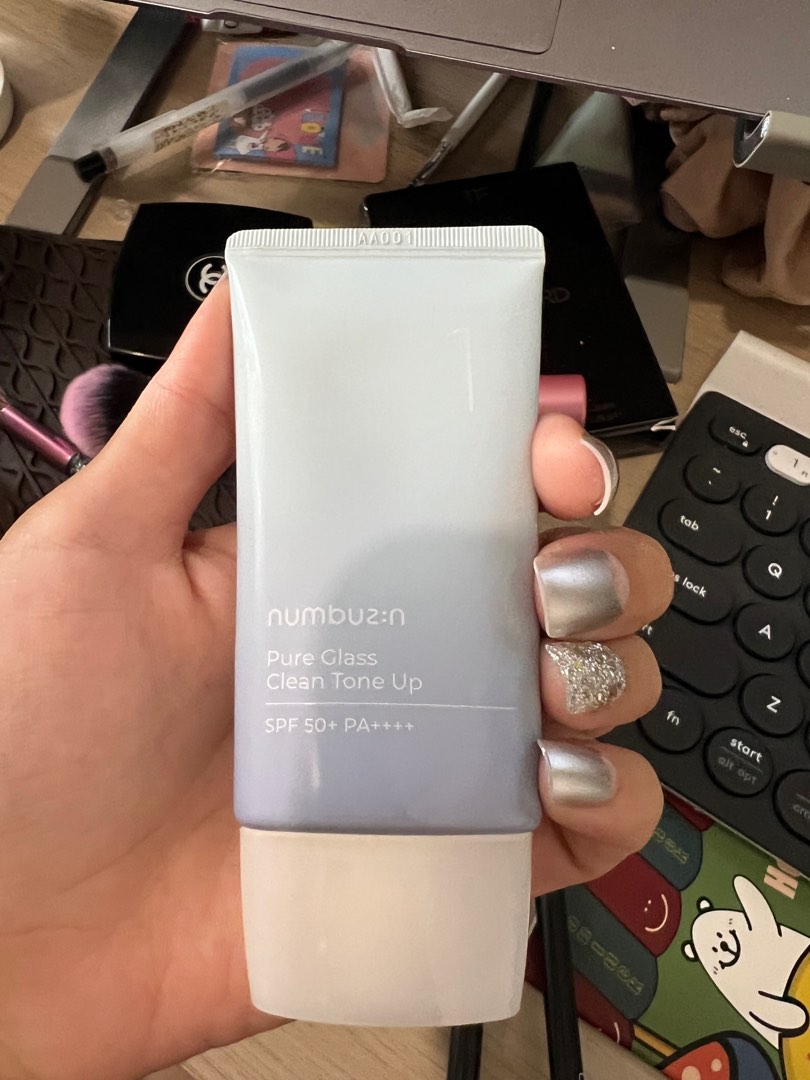 [PLUS FREEBIES] Numbuzin No.1 Pure Glass Clean Tone Up Sunscreen SPF50 ...