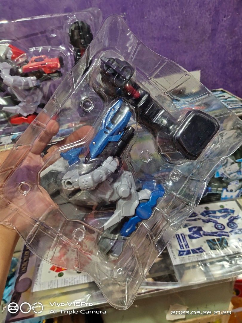 rc robot gagan gun takara tomy set, Toys & Collectibles, Mainan di Carousell