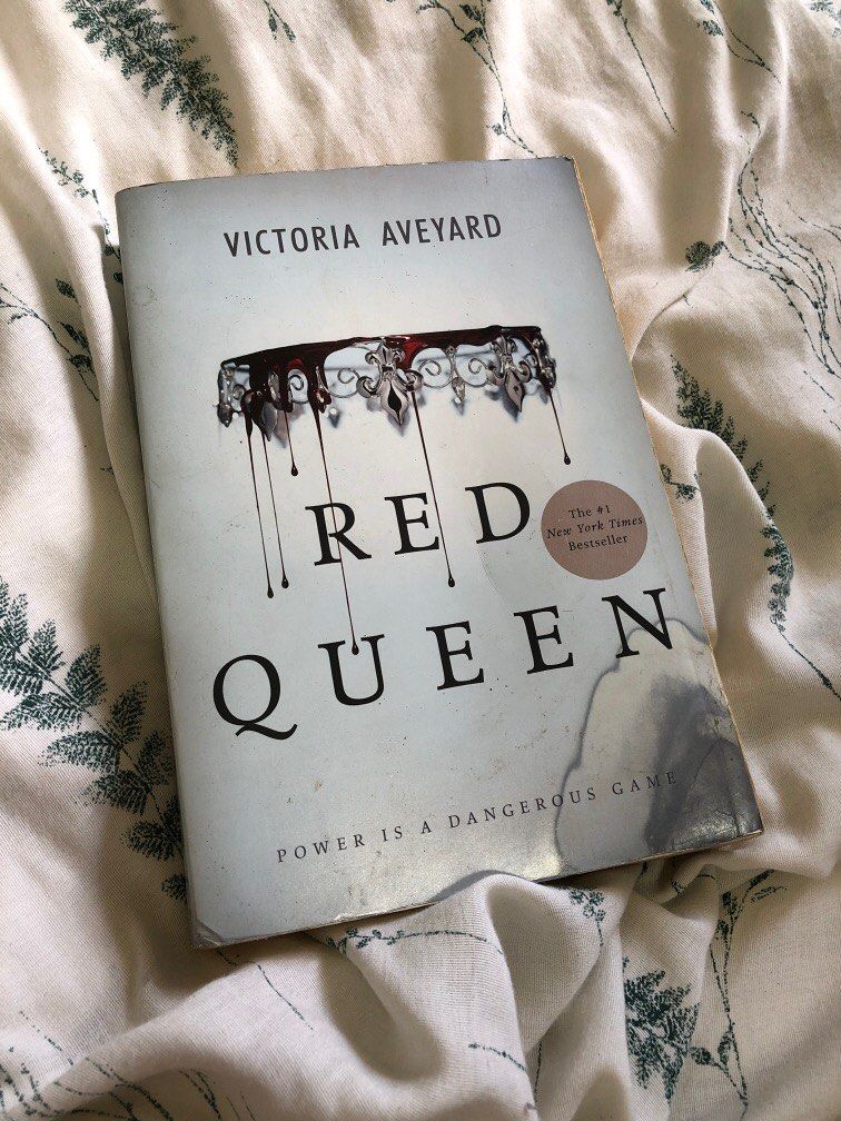 Red queen victoria aveyard on Carousell