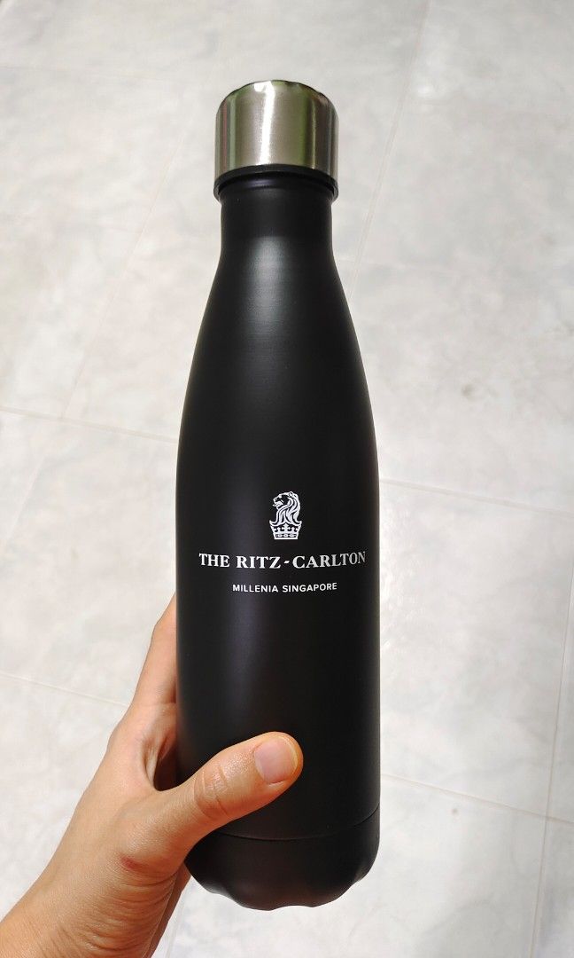 Ritz Carlton flask, Furniture & Home Living, Kitchenware & Tableware ...