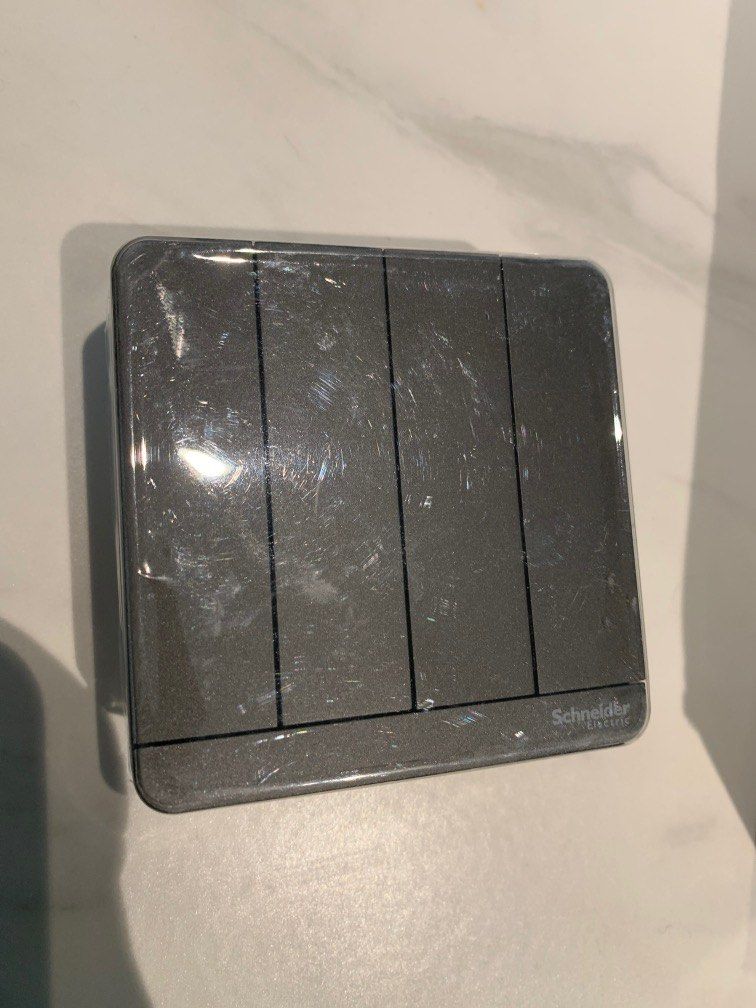 Schneider 4 gang 1 way switch, TV & Home Appliances, Electrical ...