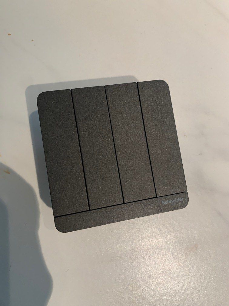 Schneider 4 gang 1 way switch, TV & Home Appliances, Electrical ...