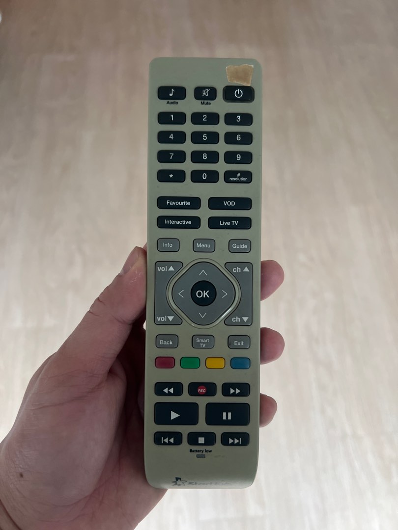 SCV Starhub remote controller, TV & Home Appliances, TV & Entertainment ...