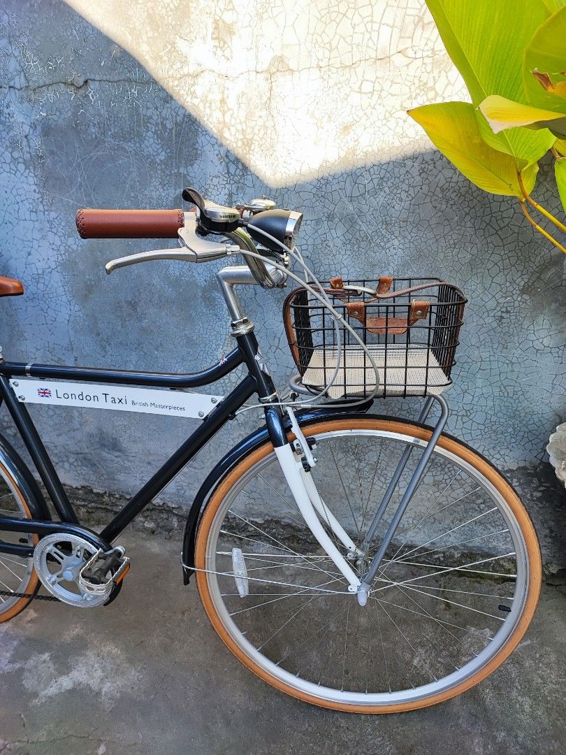 Sepeda City Bike Vintage London Taxi CRB M 700 C warna Charcoal, Olah ...