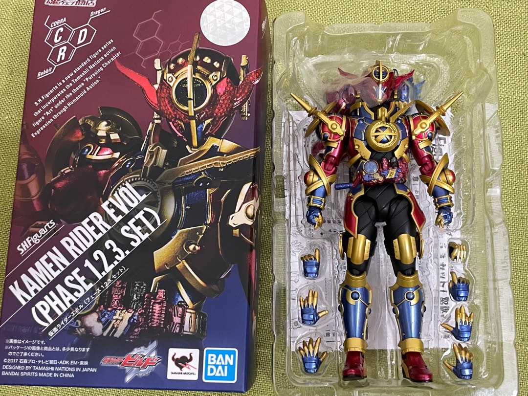Shf build kamen rider evol rabbit set, 興趣及遊戲, 玩具 & 遊戲類 - Carousell