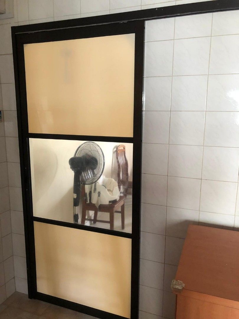 HDB /BTO /HDB RESALE ALUMINIUM Sliding Door, Furniture & Home Living ...