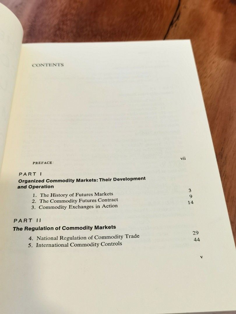 The Commodity Futures Market Guide Investment Book By Stanley Kroll ...