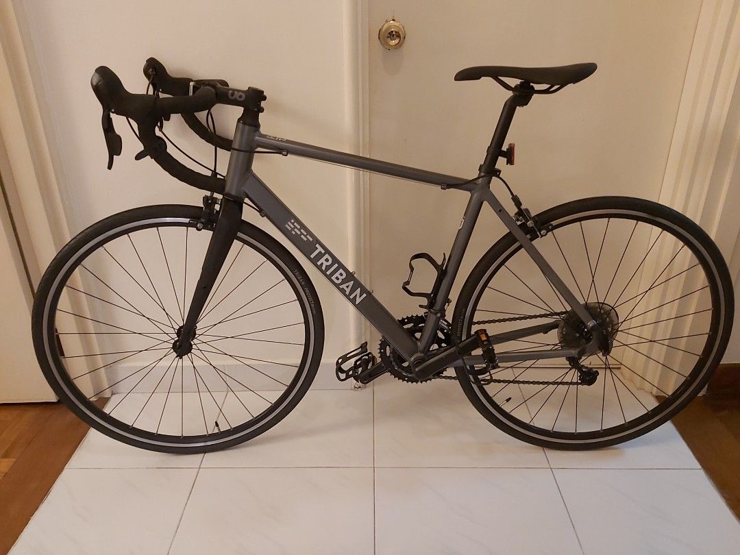 Triban RC120 road bike (Medium), Sports Equipment, Bicycles & Parts, Bicycles on Carousell