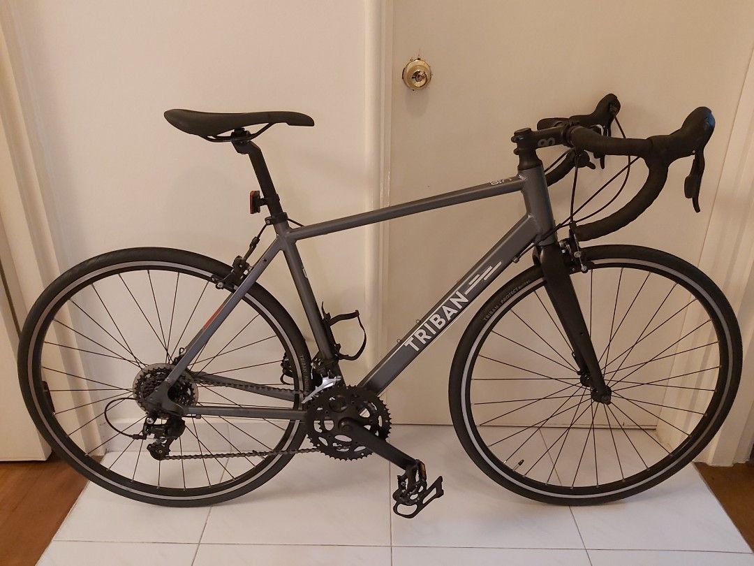 Triban RC120 road bike (Medium), Sports Equipment, Bicycles & Parts, Bicycles on Carousell