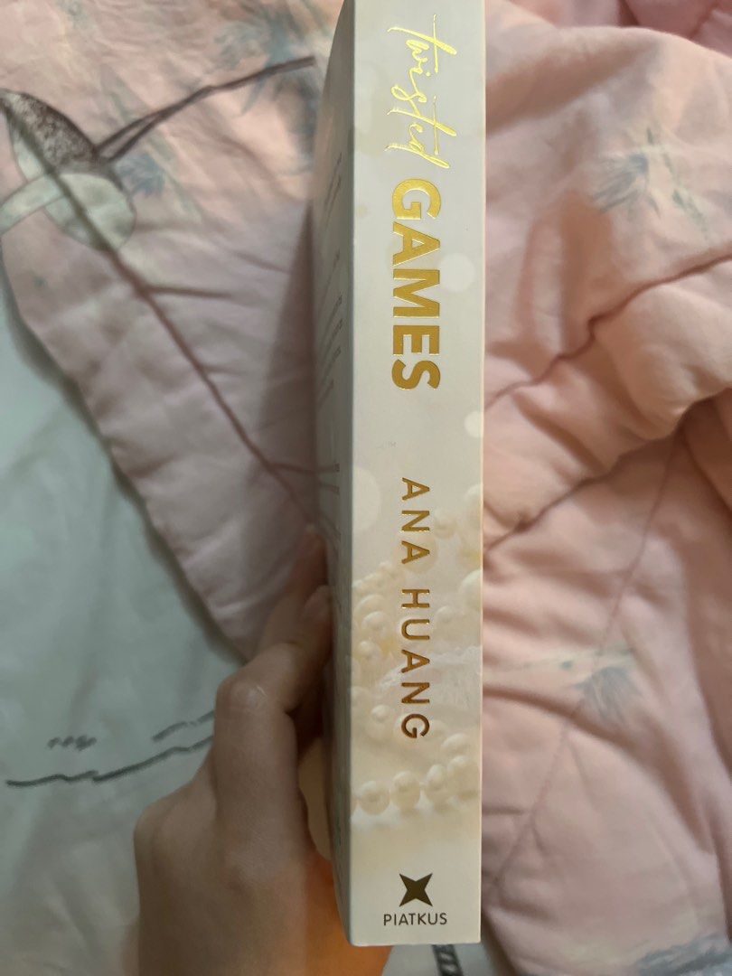 Twisted Games - Ana Huang, Hobbies & Toys, Books & Magazines, Fiction & Non-Fiction on Carousell