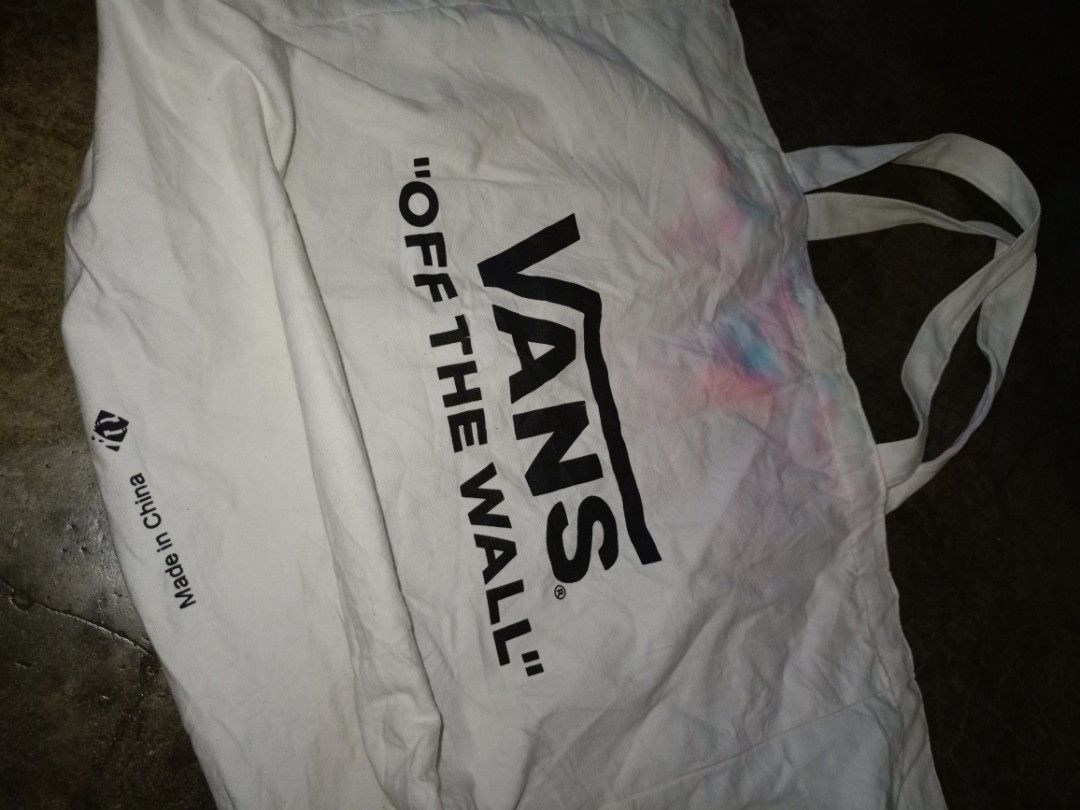 Van'z, Men's Fashion, Bags, Belt bags, Clutches and Pouches on Carousell