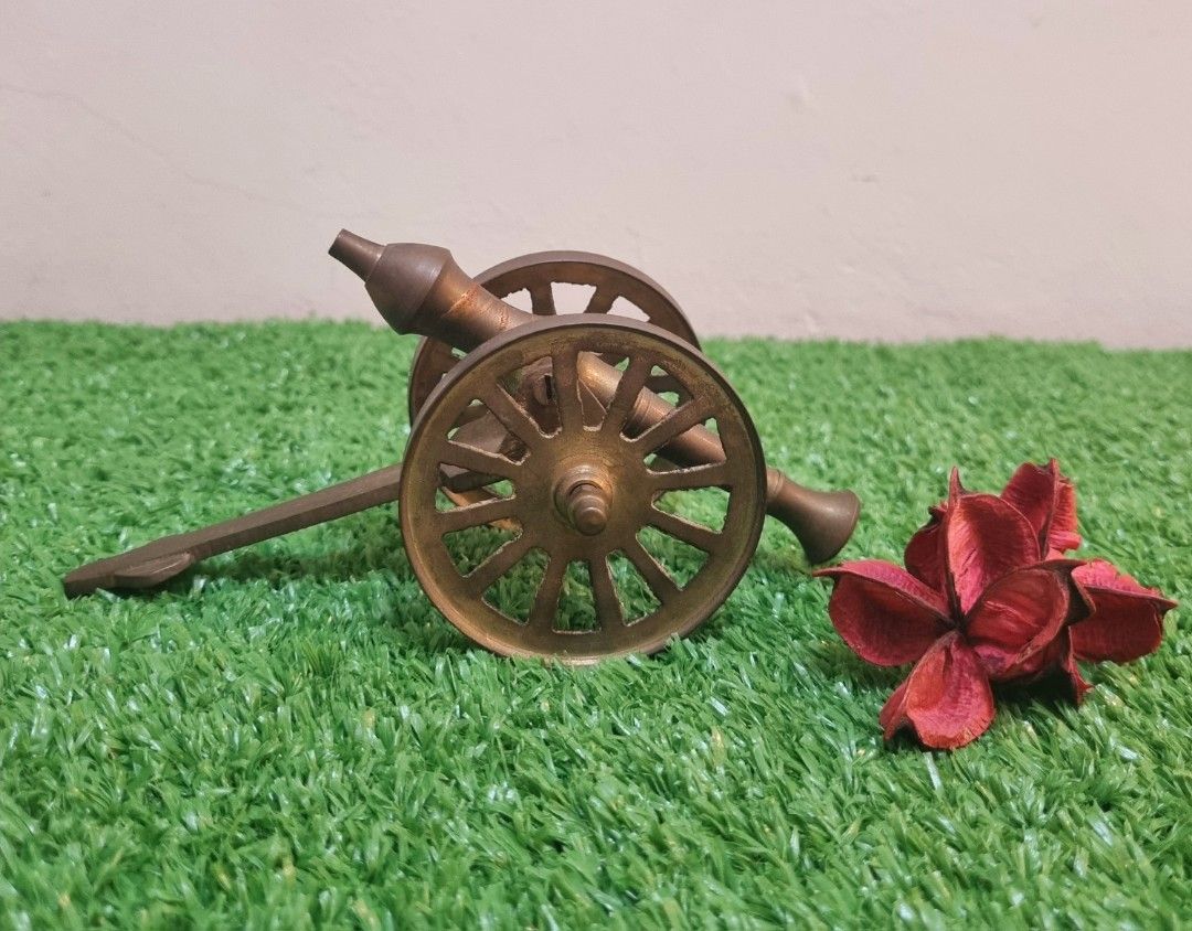 Vintage Meriam Tembaga, Hobbies & Toys, Collectibles & Memorabilia ...