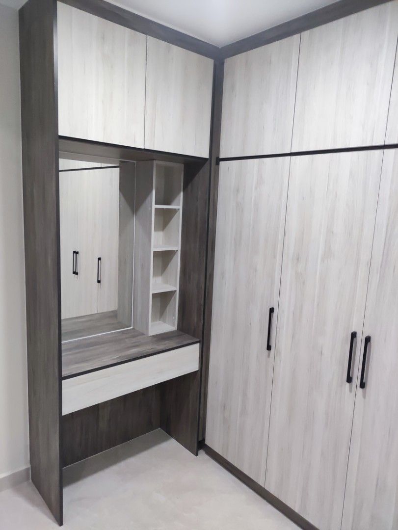 Wardrobe Custom Melamine Selangor, Furniture & Home Living, Furniture ...