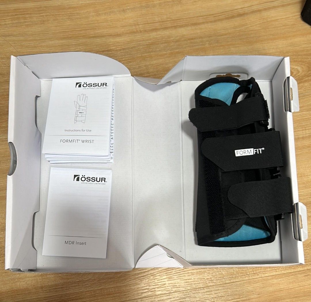Wrist support - OSSUR form fit, Health & Nutrition, Assistive ...