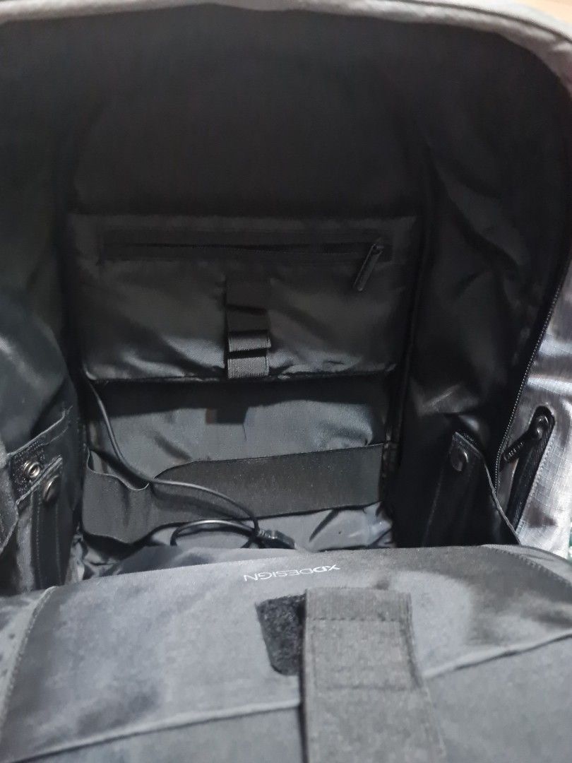 Xd Design Bobby Anti-Theft Compact Blue Backpack, Men's Fashion, Bags ...