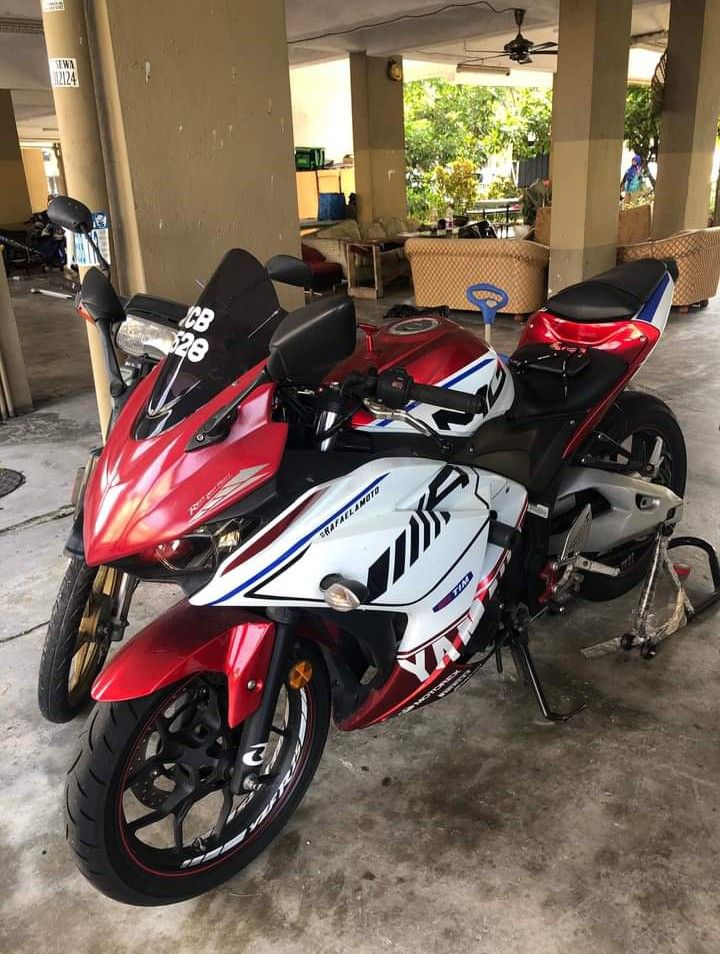 YAMAHA R25 V1 (2018), Motorbikes on Carousell