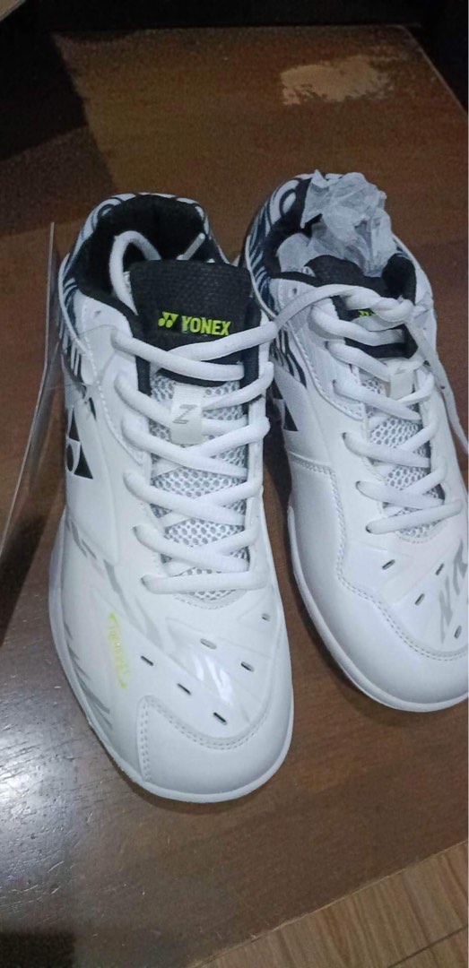 Yonex, Men's Fashion, Footwear, Sneakers on Carousell