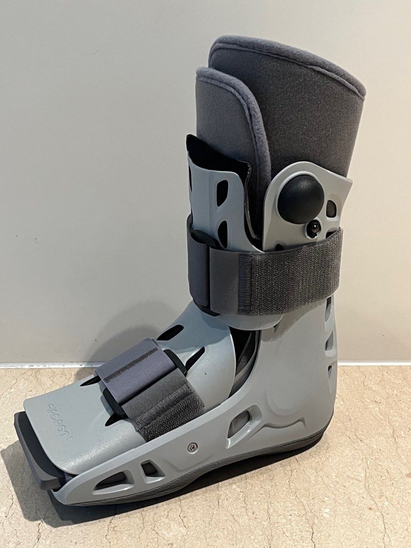 Aircast for Left ankle and foot, Health & Nutrition, Braces, Support ...