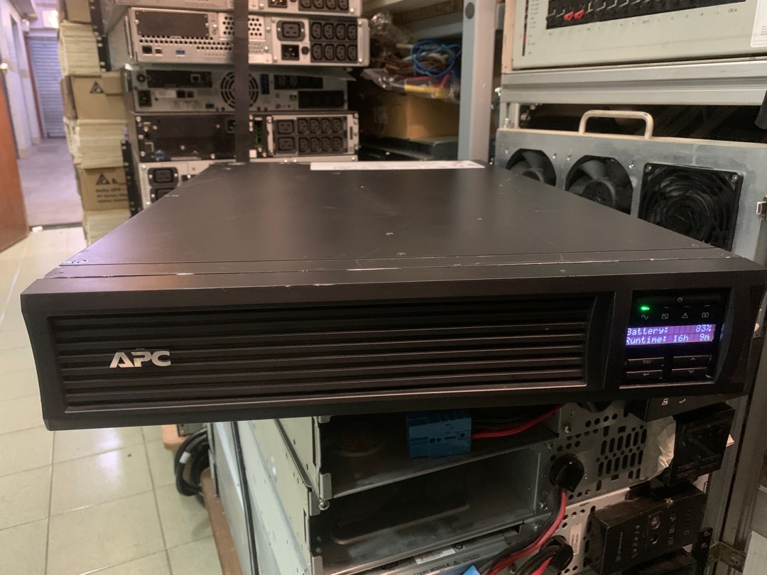 APC Smart-UPS 2200VA X，機架式/塔式，LCD，200 -240V SMX2200RMHV2U, 電腦＆科技, 商務用科技 ...