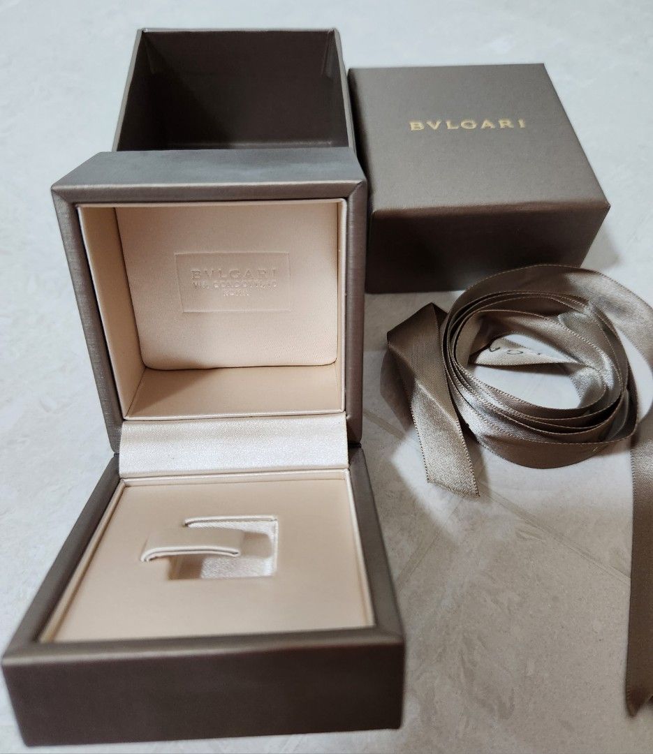 AUTHENTIC ORIGINAL Bvlgari ring box, Luxury, Accessories on Carousell
