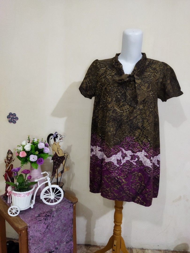 Batik Wanita Lengan Pendek #B386, Fesyen Wanita, Pakaian Wanita, Atasan di Carousell