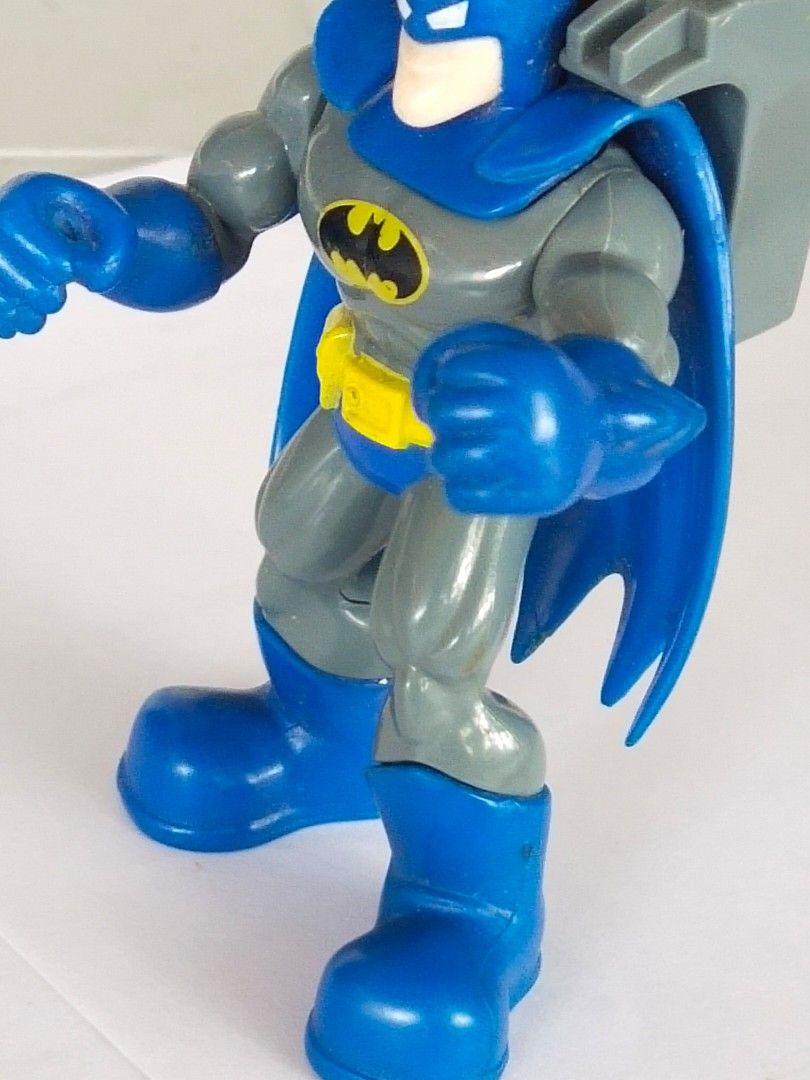 BATMAN small toy figure/3 inches high/with Backpack/DC/Jollibee/yr.2014 ...