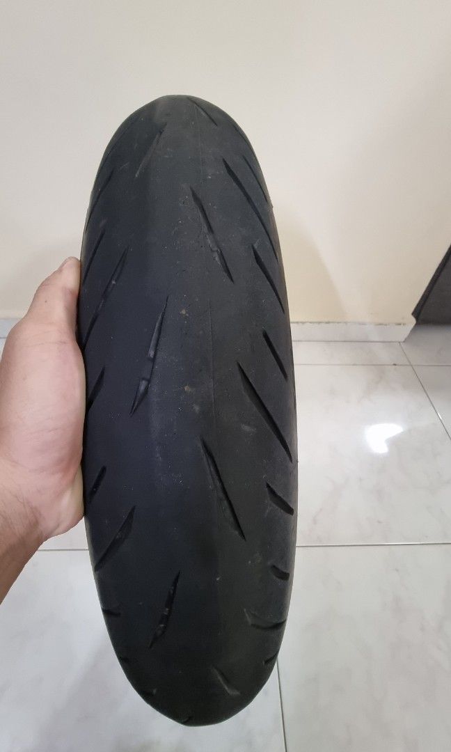 Battlax S22 Front Tyre, Motorcycles, Motorcycle Accessories on Carousell