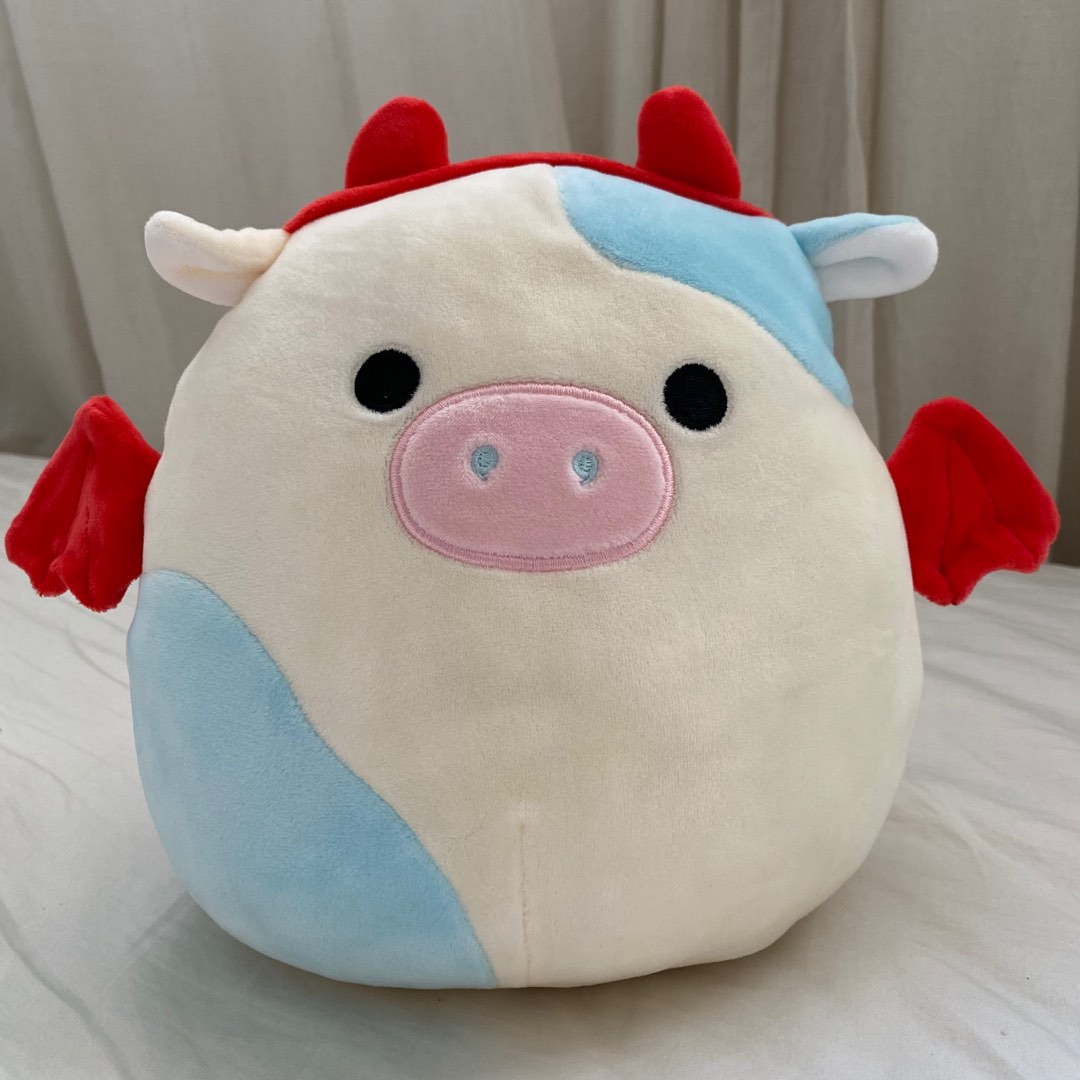 Belana the Devil Cow 8" Squishmallow x Halloween Collection, Hobbies ...