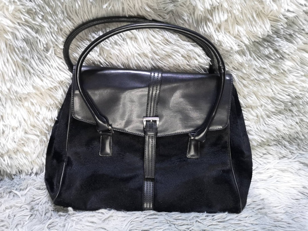 Black Gamusa Leather Hand Bag, Women's Fashion, Bags & Wallets ...