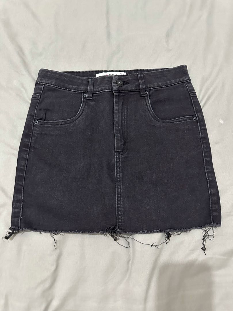 Black Maong Skirt on Carousell