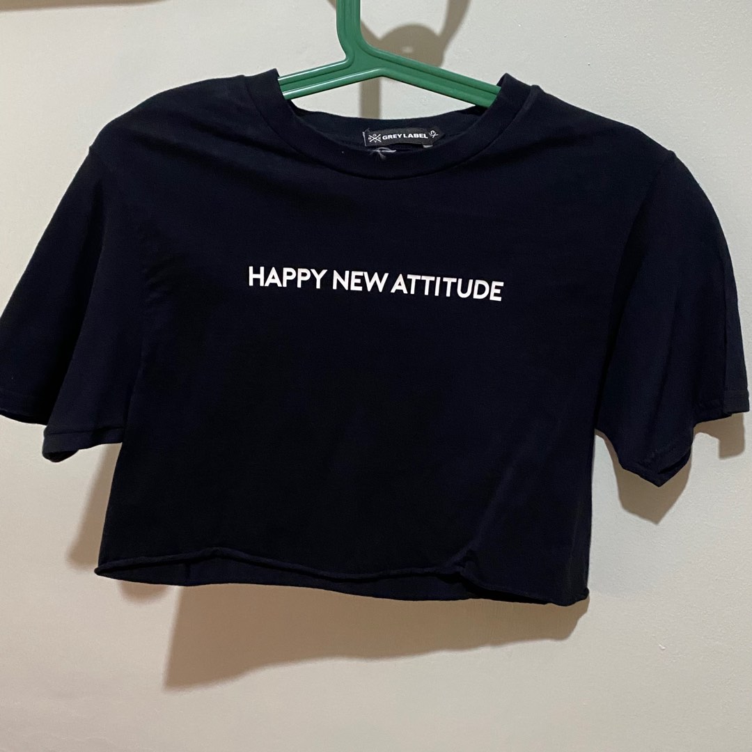 Black statement crop top, Women's Fashion, Tops, Others Tops on Carousell