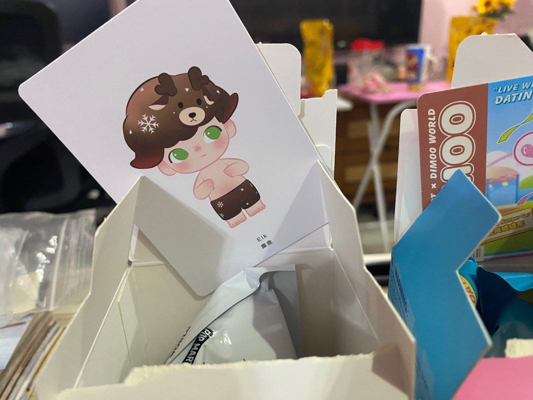 BN WTS POPMART DIMOO RETRO EIK & DATING DIMOO BUMPER CAR, Hobbies ...