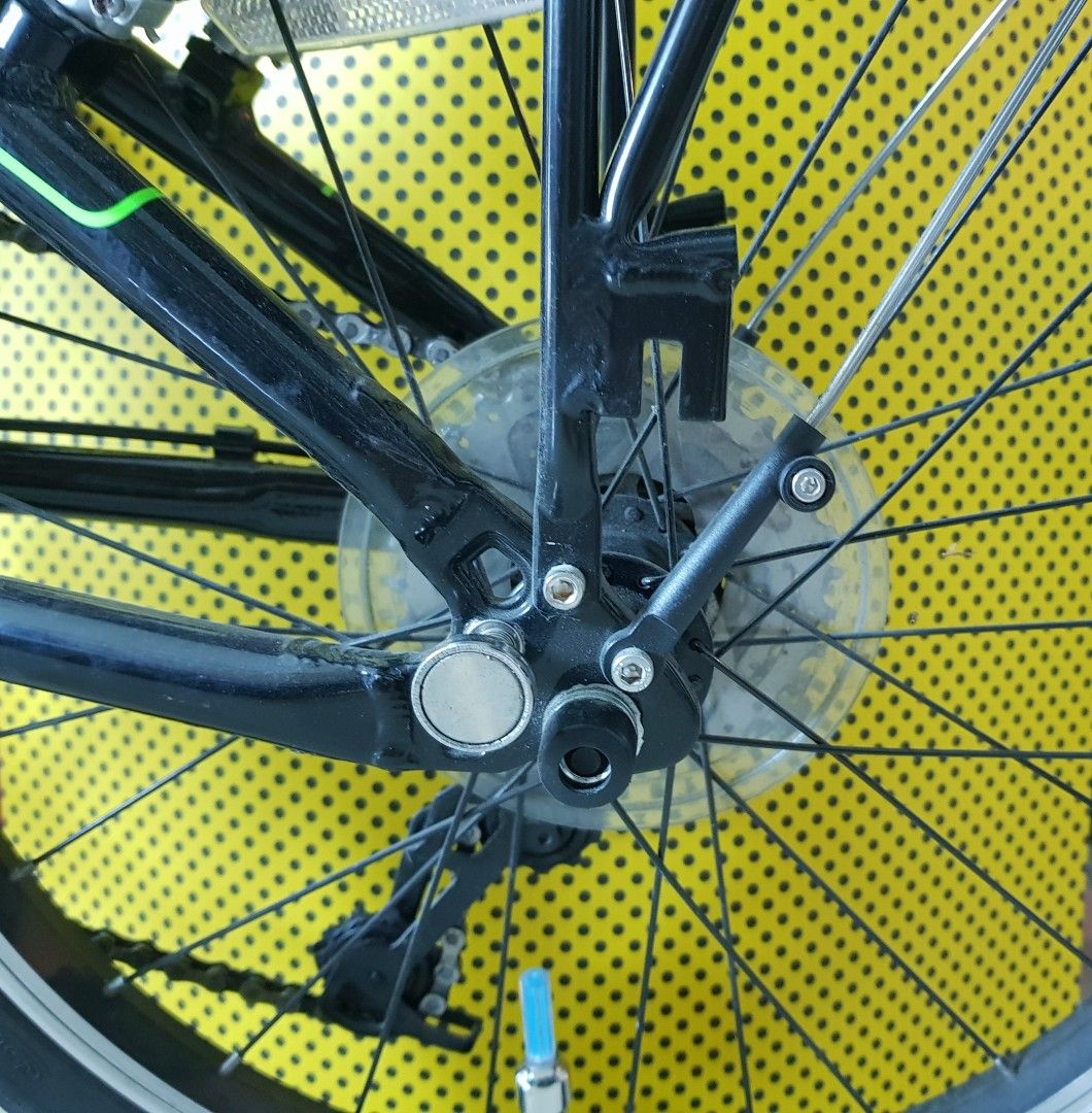 Bungee luggage cargo strap for Dahon Foldie rear rack., Sports ...