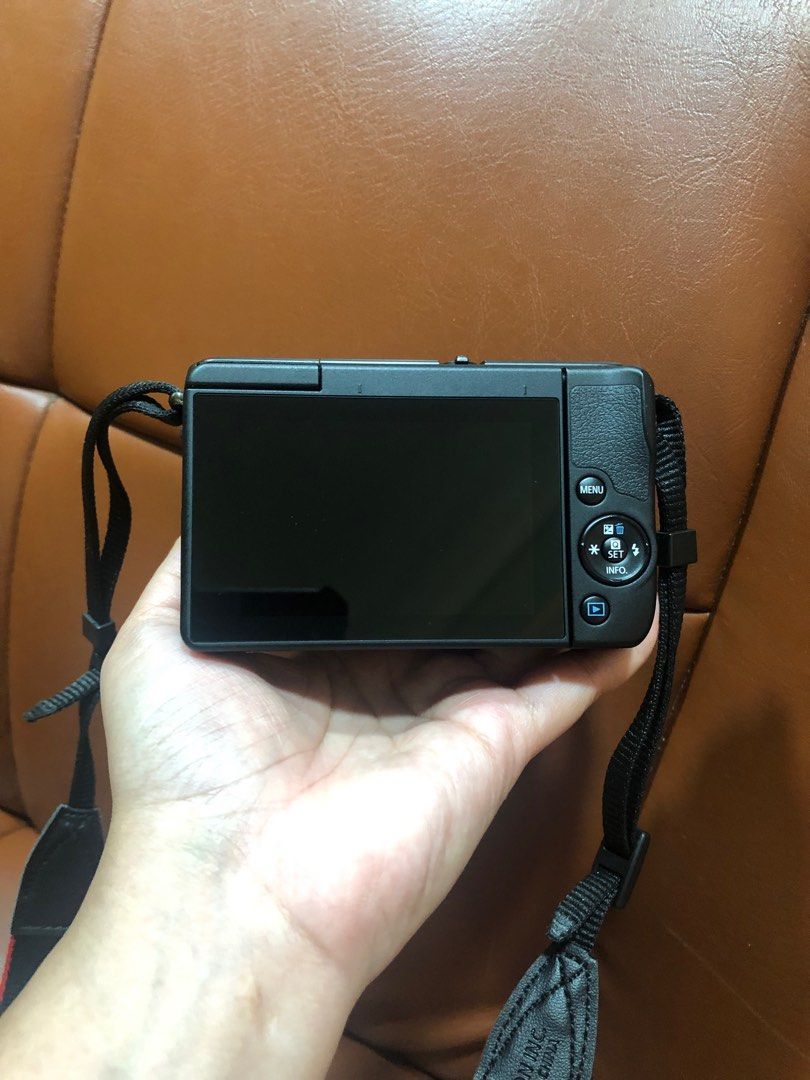 Canon EOS M10 with Add-ons, Photography, Cameras on Carousell