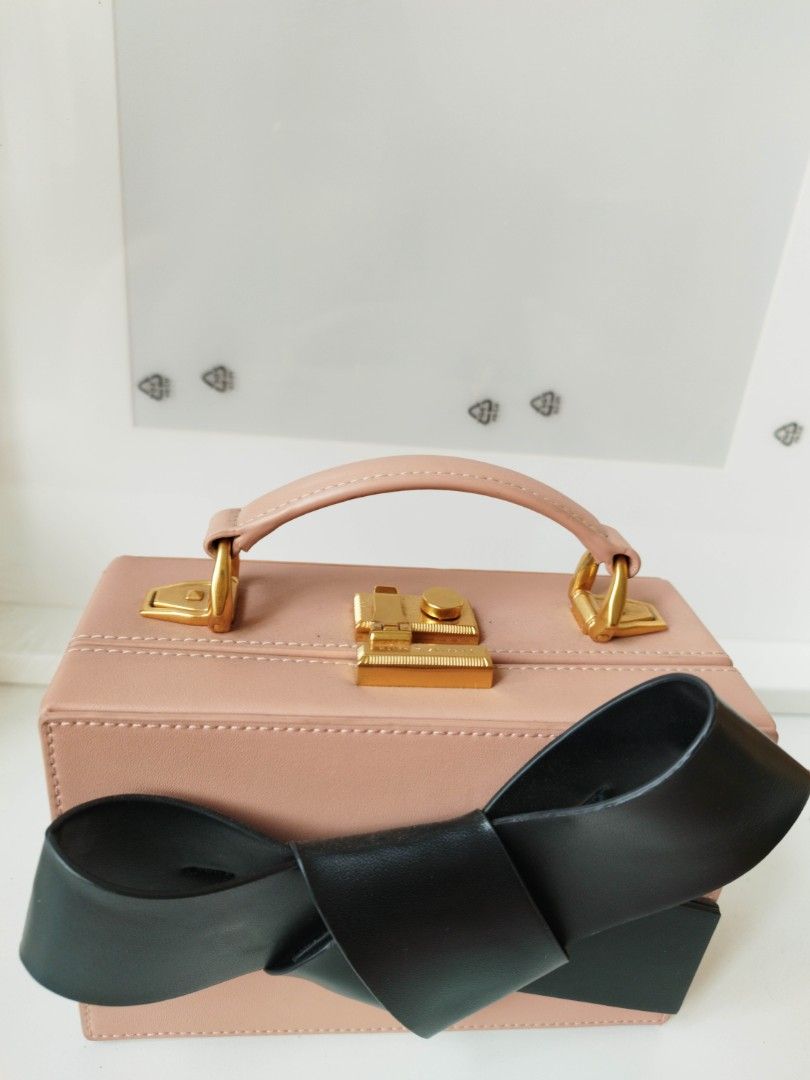 Charles and Keith box type bag on Carousell