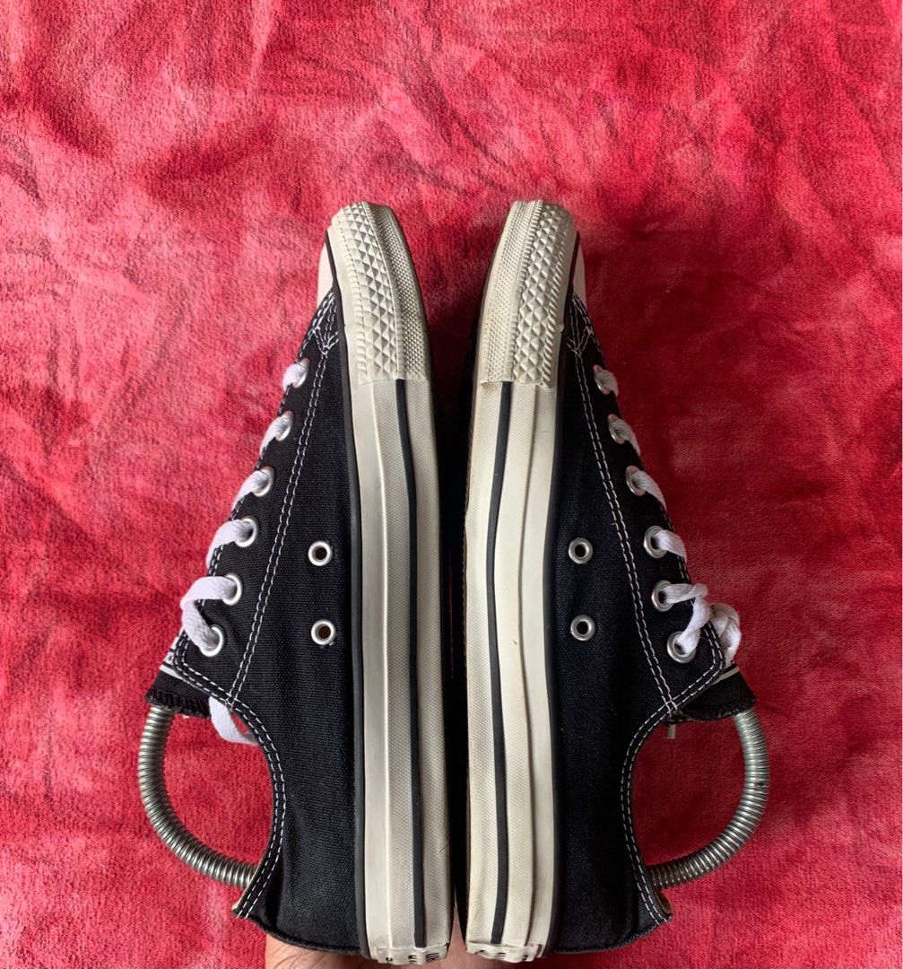 Chuck Taylor Low, Men's Fashion, Footwear, Sneakers on Carousell