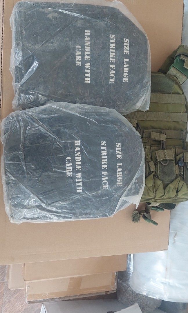 Combat Vest with 2 Ballistic Plate level 4 & Tactical Hip Rig, Sports ...