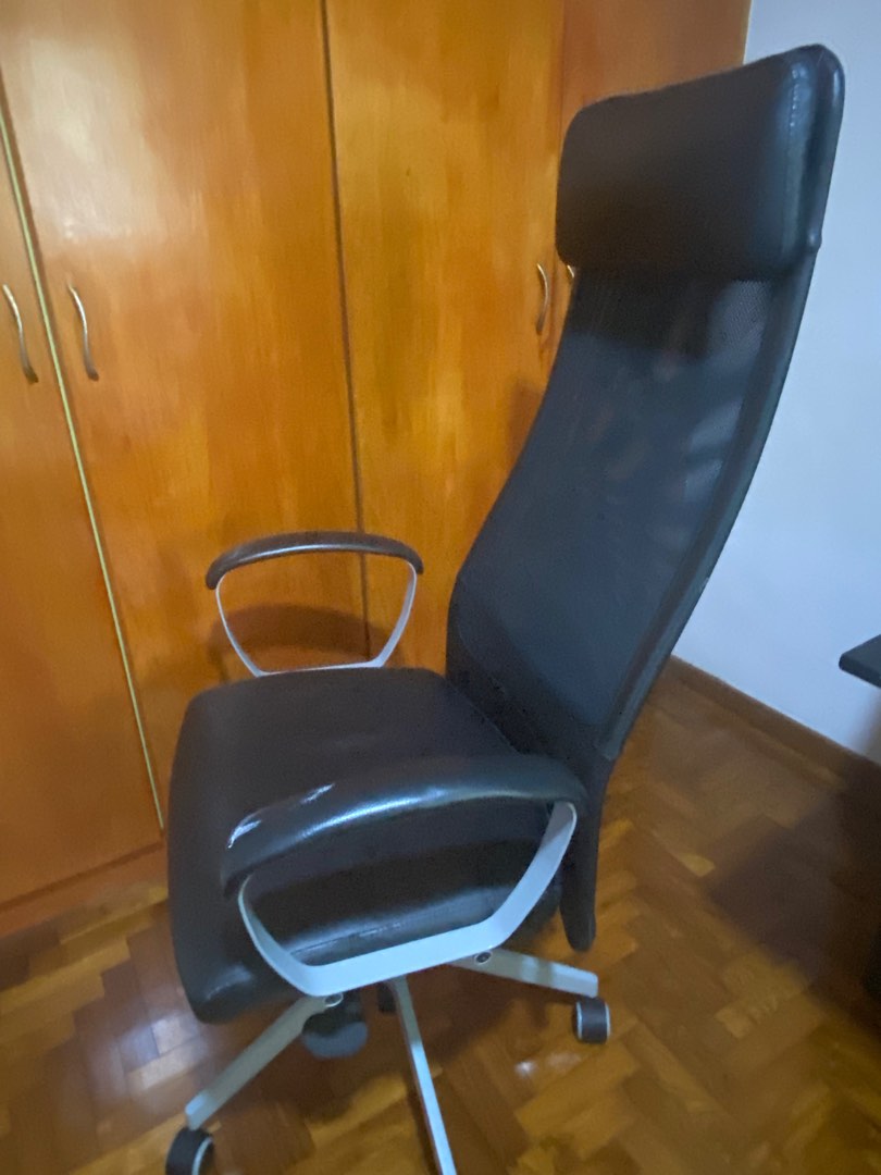 Computer Chair, Furniture & Home Living, Furniture, Chairs on Carousell