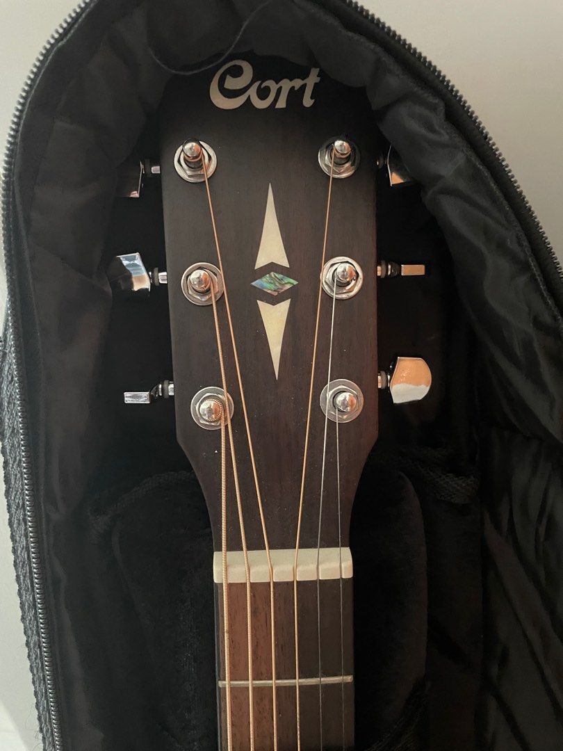 Cort Guitar, Hobbies & Toys, Music & Media, Musical Instruments on ...