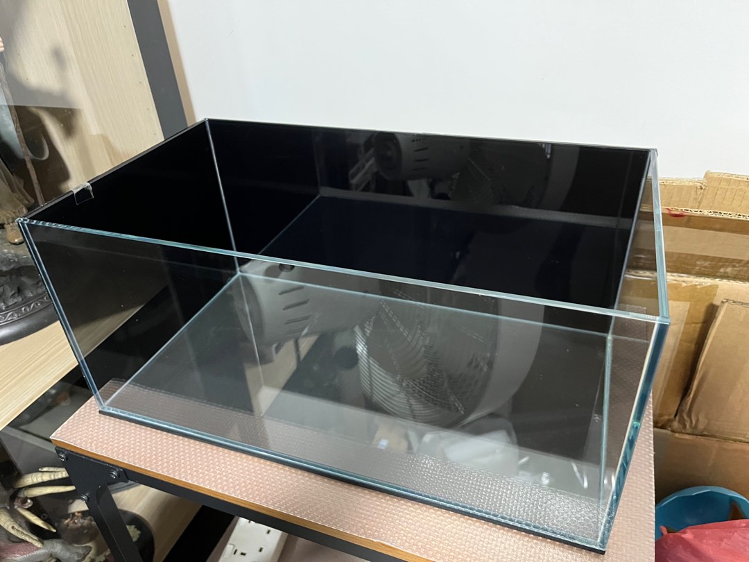Crystal aquarium/tank, Pet Supplies, Homes & Other Pet Accessories on ...