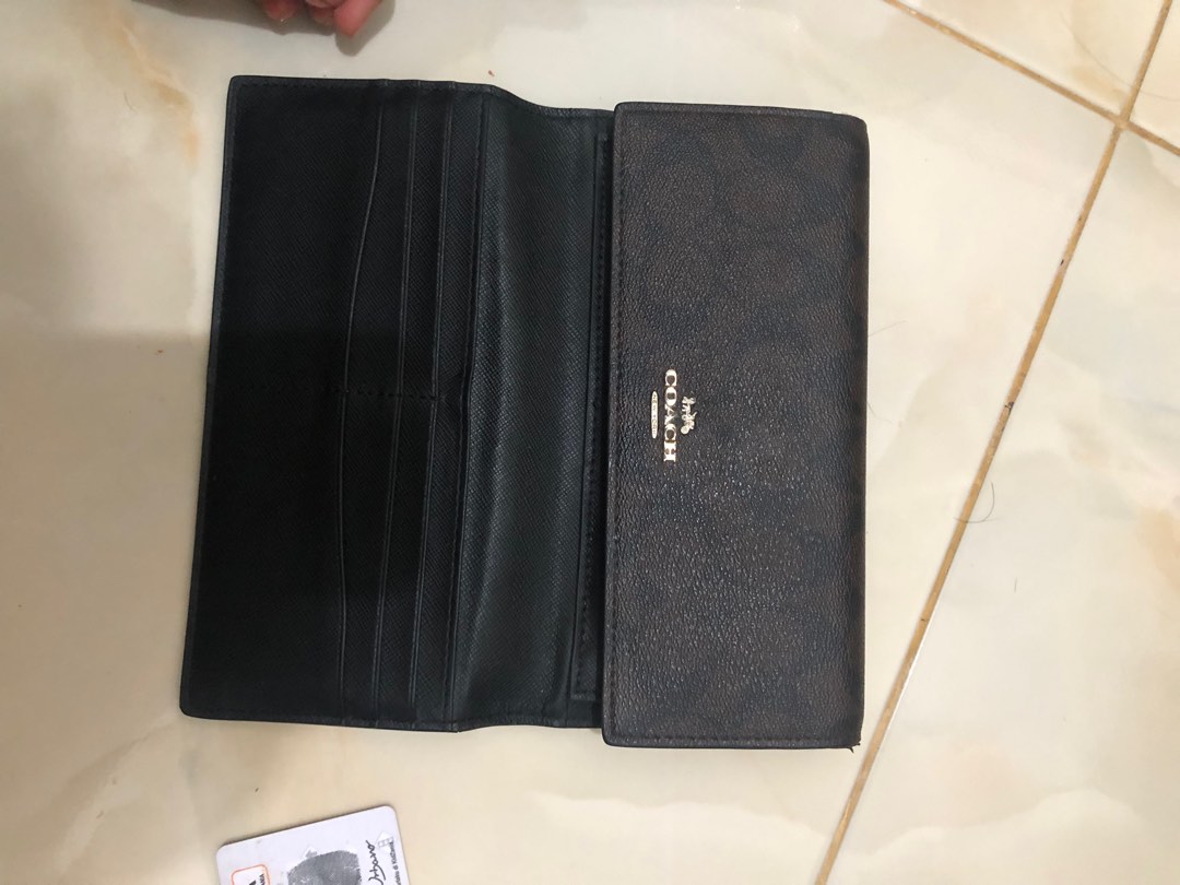 Dompet coach asli beli di gi, Barang Mewah, Tas & Dompet di Carousell