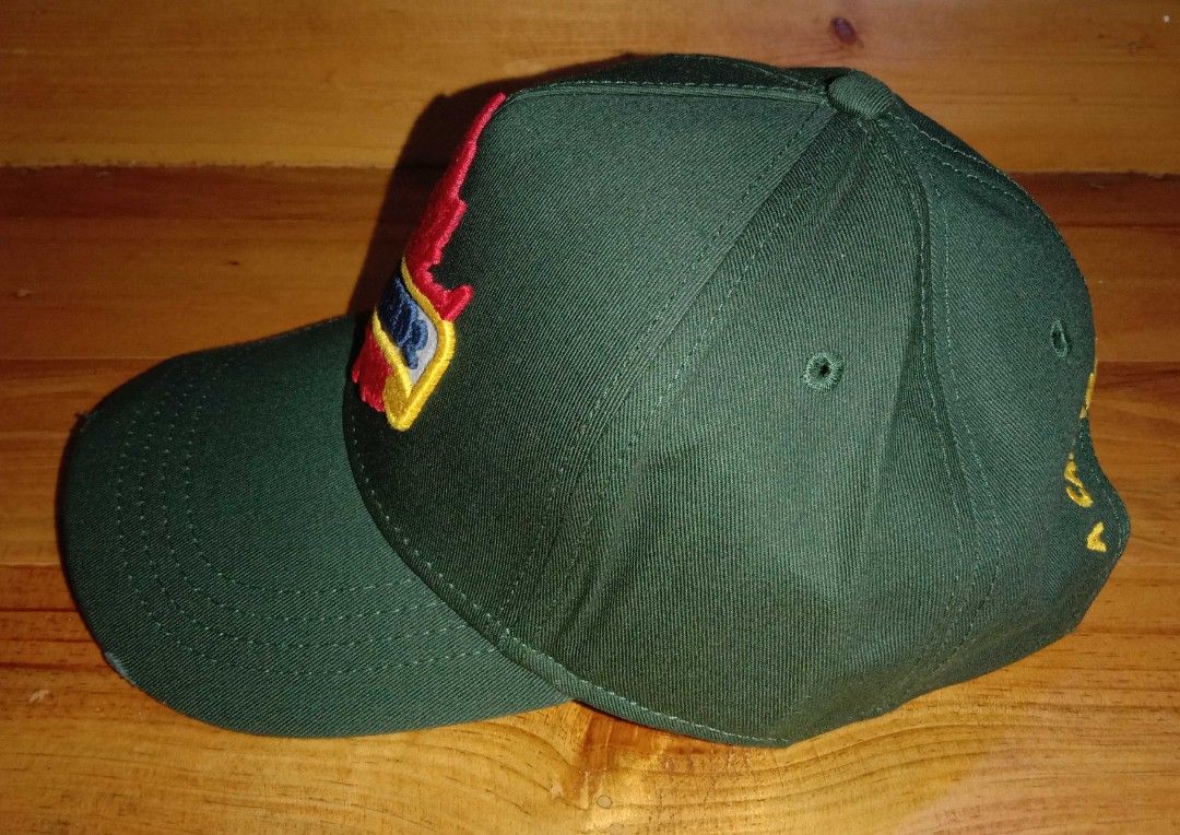 DSQUARED2 ARMY GREEN CAP, Men's Fashion, Watches & Accessories, Caps ...