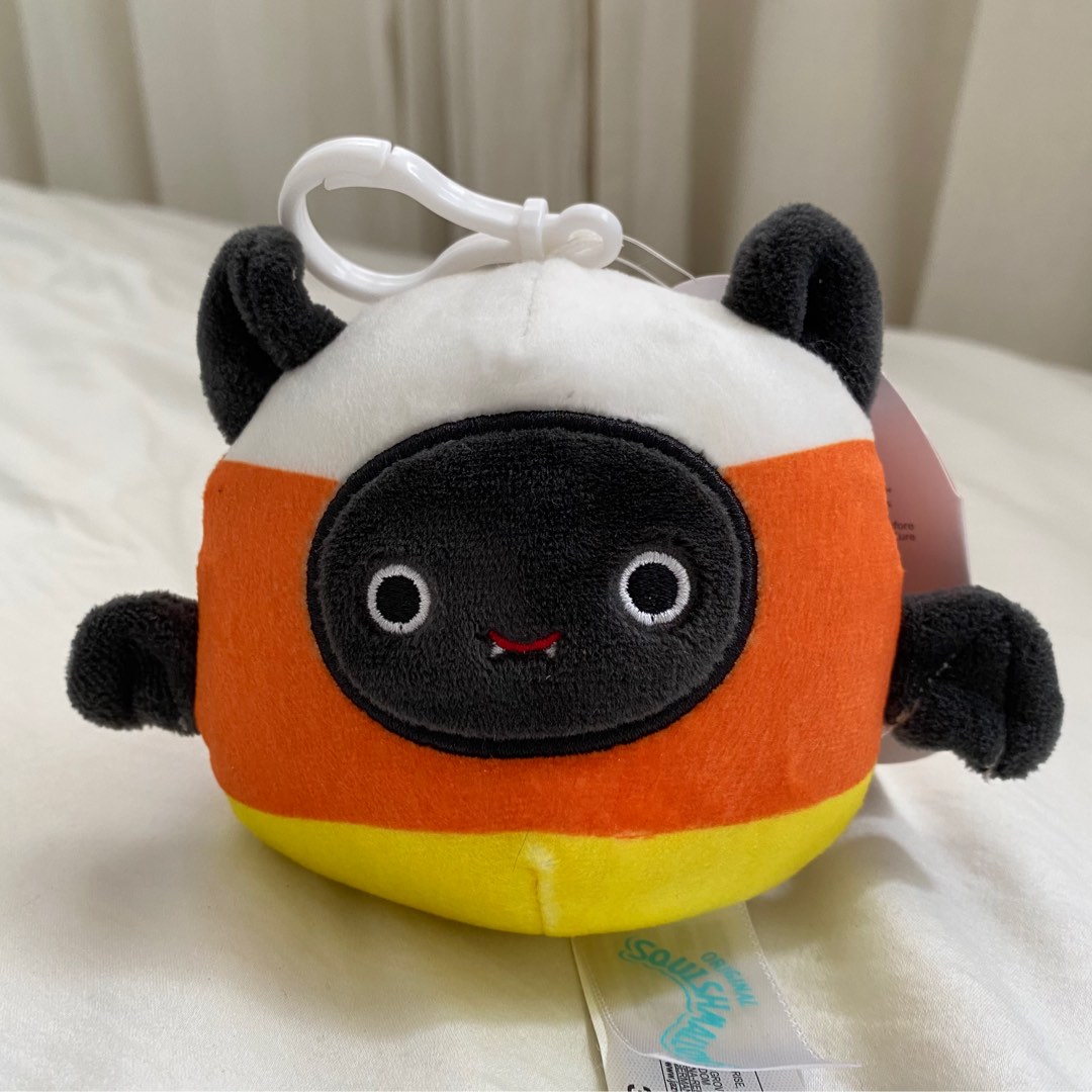Emily the Bat 3.5" Clip-on Squishmallow x Halloween Collection, Hobbies ...