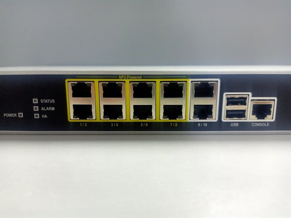 Fortinet Fortigate 310B with User manual printed 62 pages on Carousell