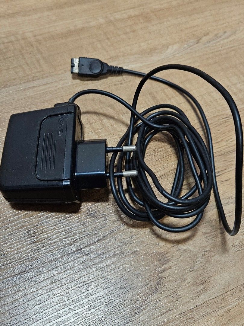 Gameboy Advance SP Charger, Video Gaming, Gaming Accessories, Cables ...