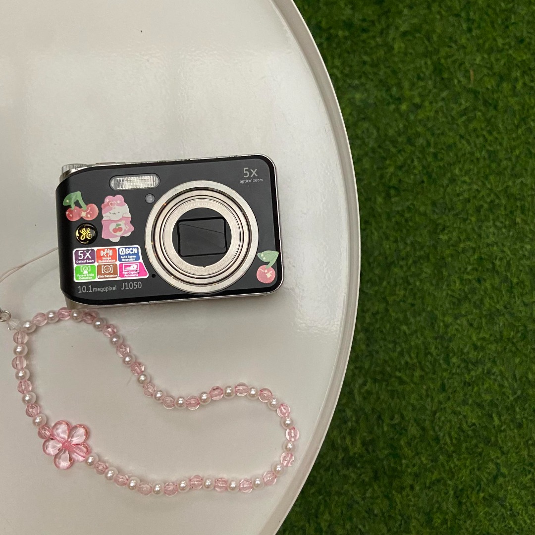 GE J1050 | Digital Camera on Carousell