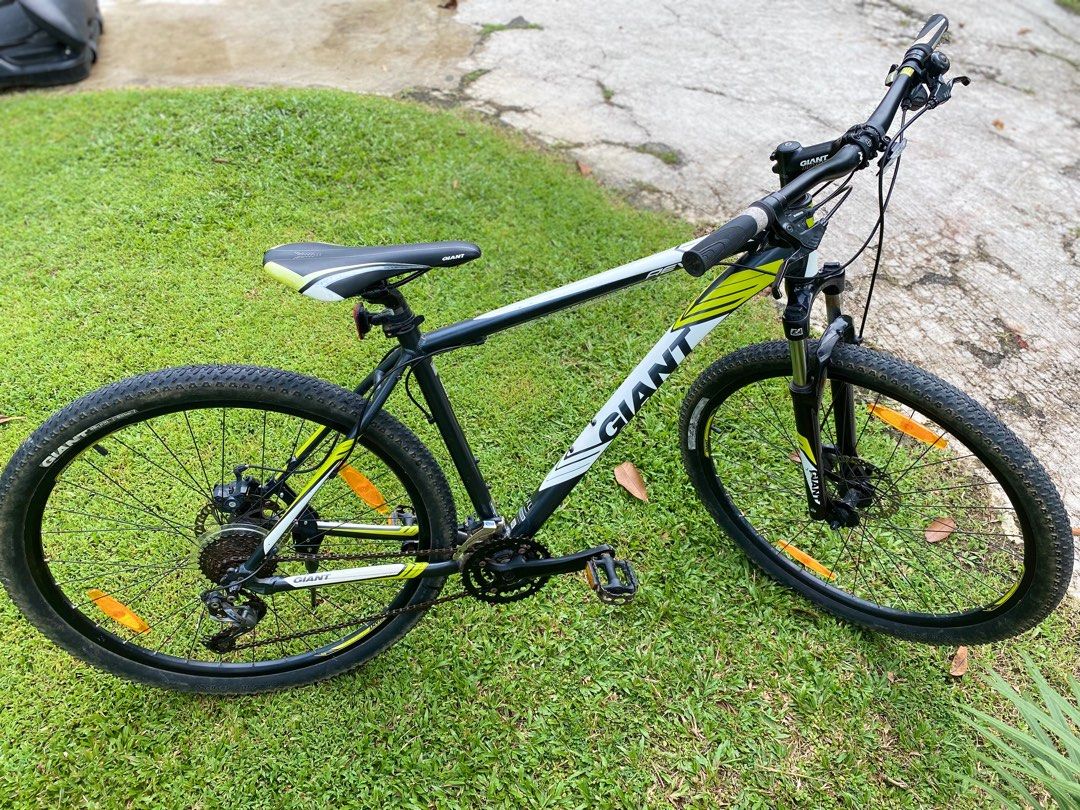 Giant Revel MTB 29er XL, Sports Equipment, Bicycles & Parts, Bicycles ...